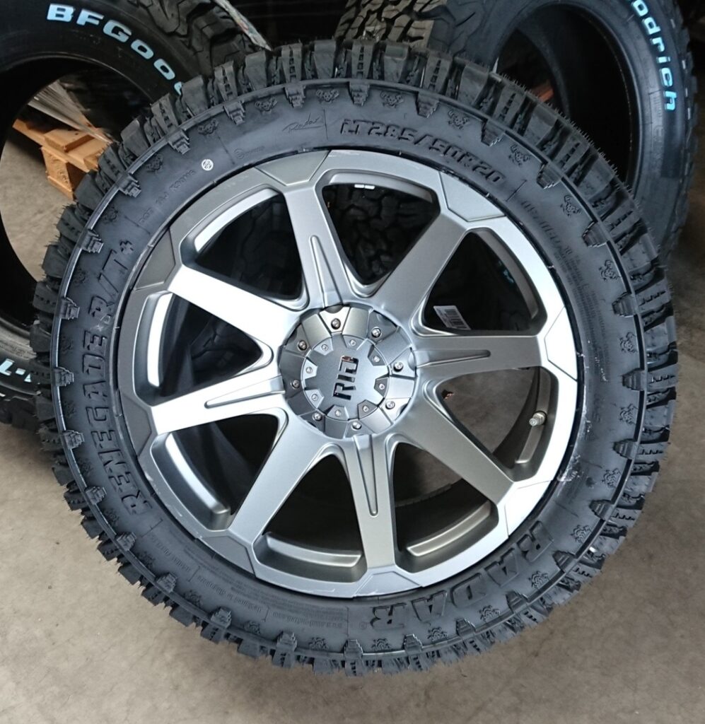 4x Felgen RID R05 9×20 ET20 5×120 + 4x Reifen Radar RT+ 285/50/20 ...