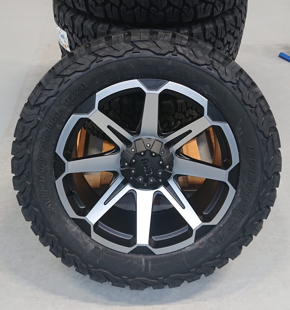 4x Felgen RID R05 9×20 ET20 5×127 + 4x Reifen BF Goodrich KO2 285/55/20 ...